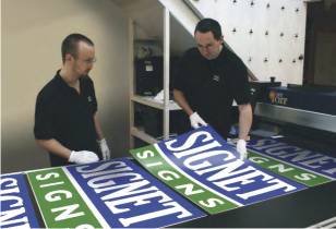 Spandex’s Gerber Solara ionx wide-format, UV inkjet printer: Signet ...