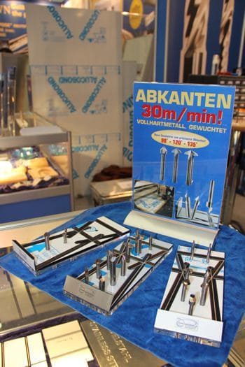 New V-grooving tool for aluminum composite materials - Sign Update