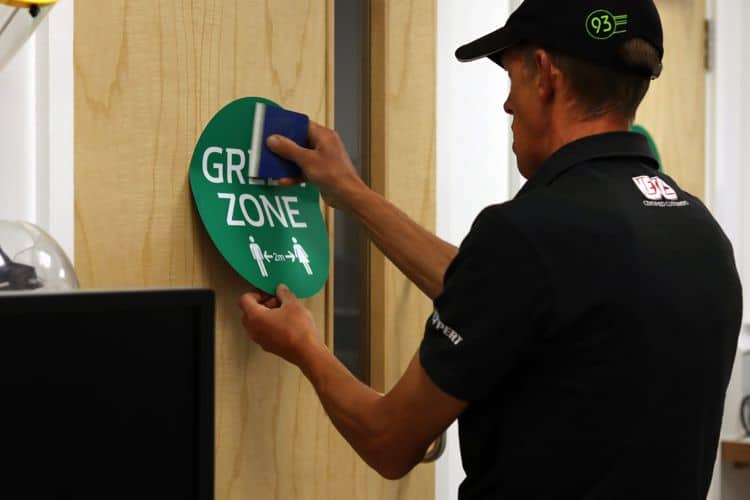 Printing at Renault DP World F1 Team by Remote Control - Sign Update