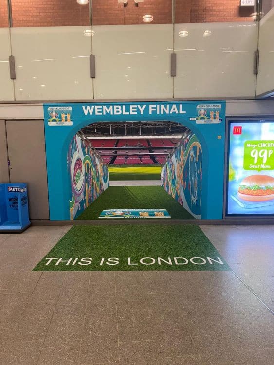 Bringing football home with London Underground graphics - Sign Update