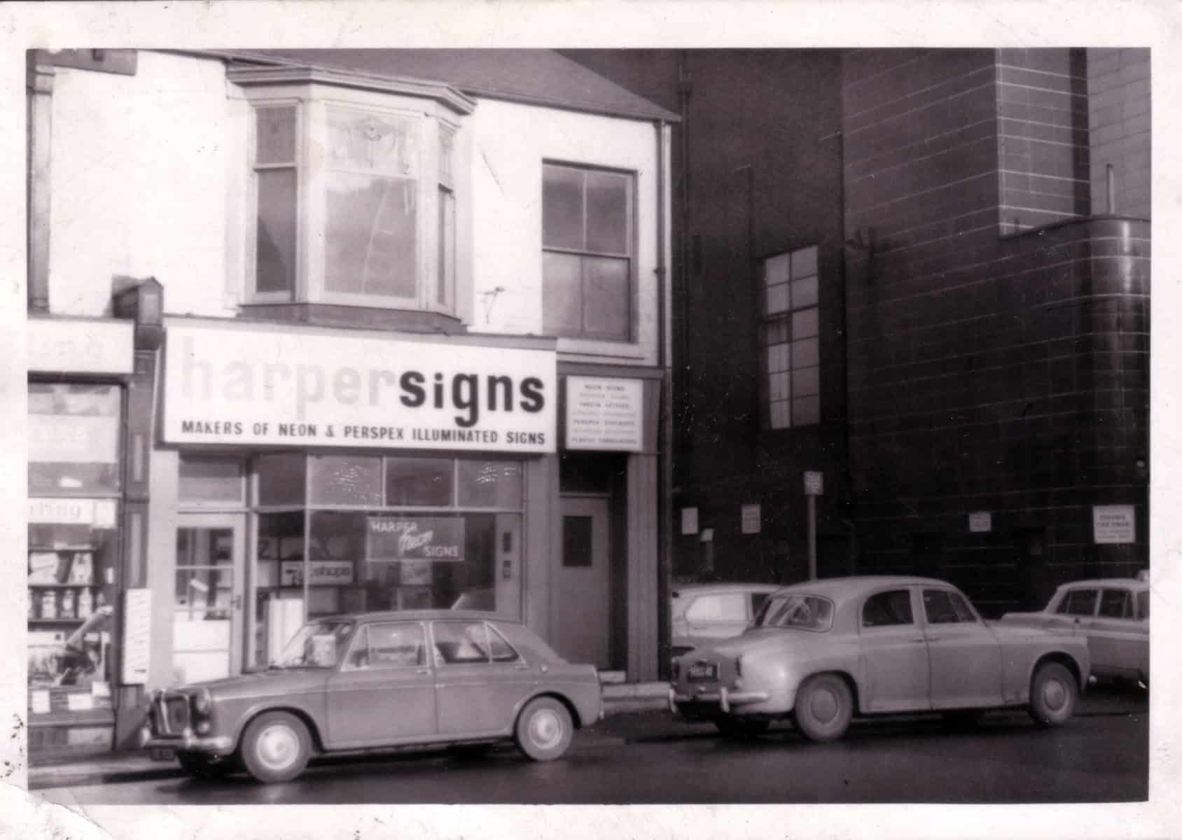 Seven decades in sign making - Sign Update